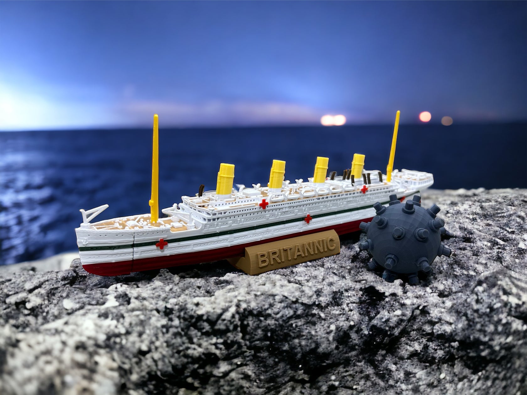 HMHS Britannic Submersible Model, Educational Model, FLOATS & SINKS Hi ...