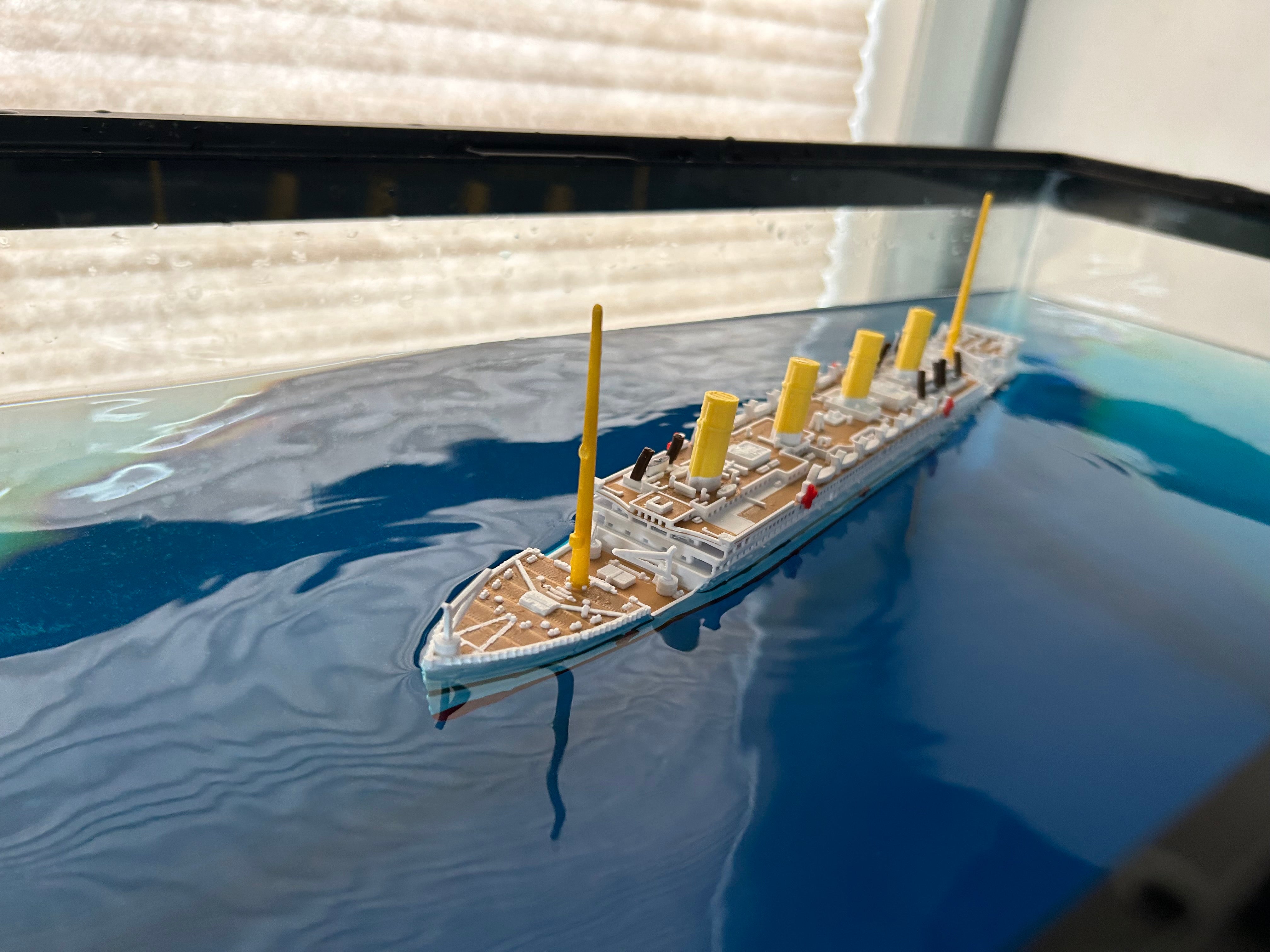 HMHS Britannic Submersible Model, Educational Model, FLOATS & SINKS Hi ...