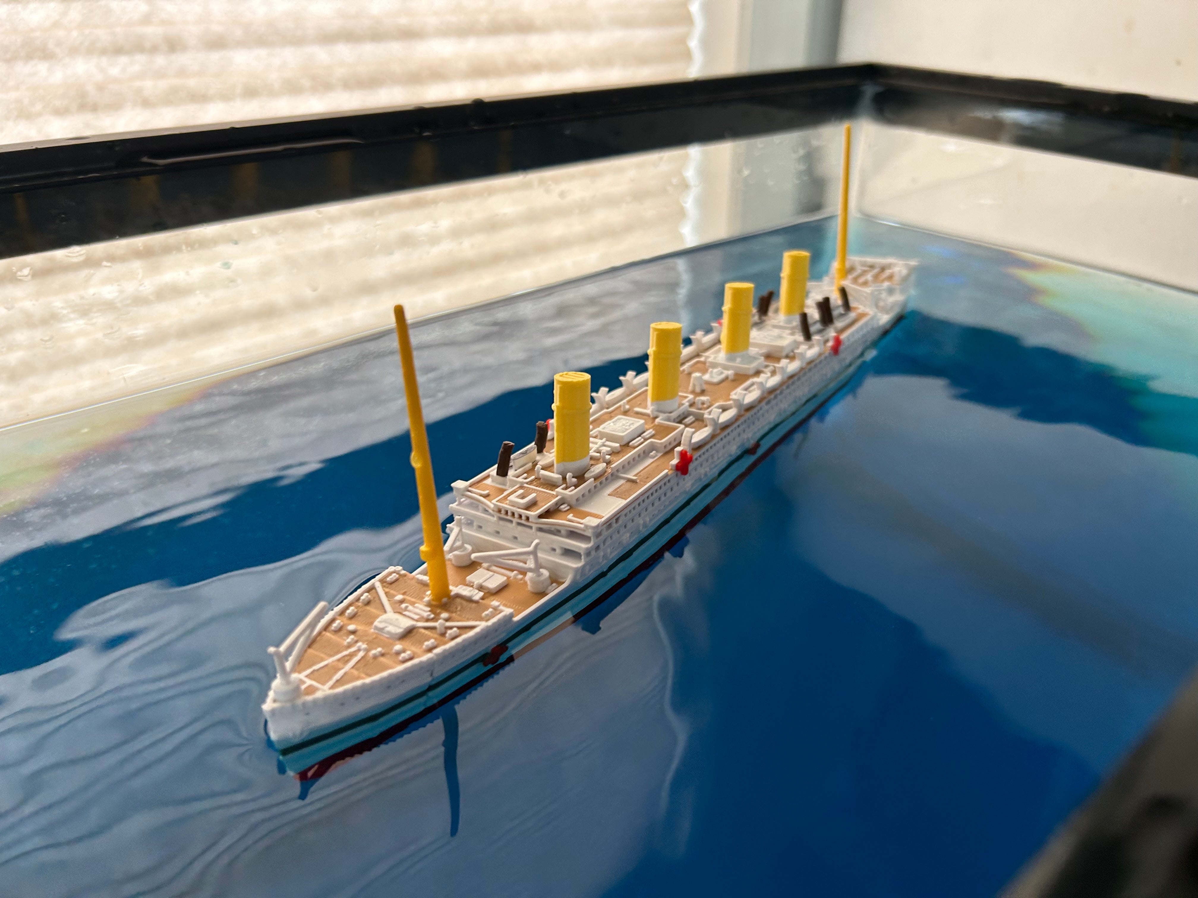 HMHS Britannic Submersible Model, Educational Model, FLOATS & SINKS Hi ...