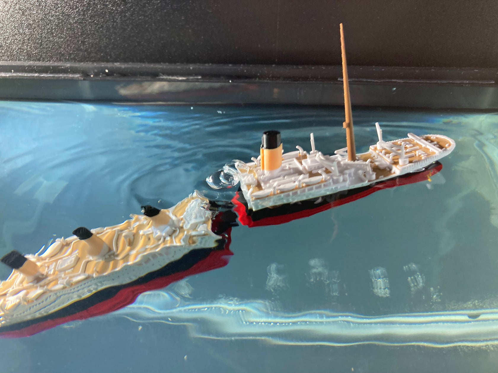 RMS Titanic Submersible Model, Educational Model, FLOATS & SINKS Histo ...