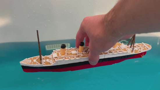 RMS Titanic Submersible Model, Educational Model, FLOATS & SINKS Histo ...